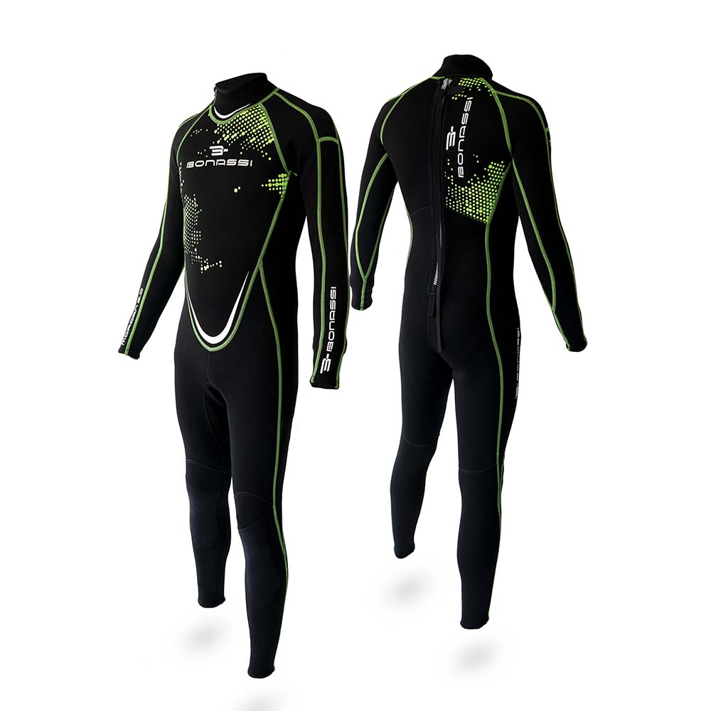 Dive Comfortably with Premium Scuba Wetsuits at MagnaDivers